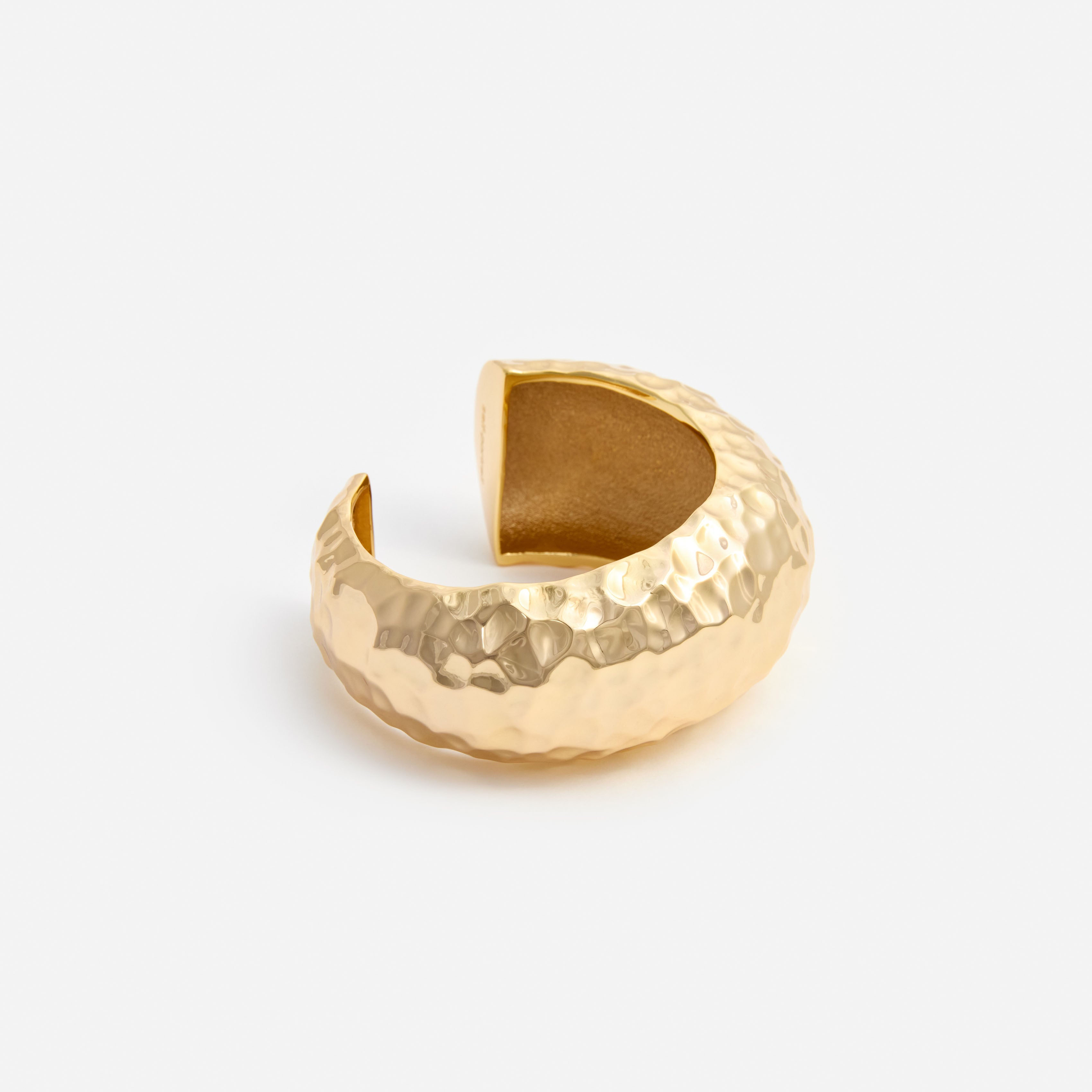 Hammered Gold Cuff – self-portrait-US