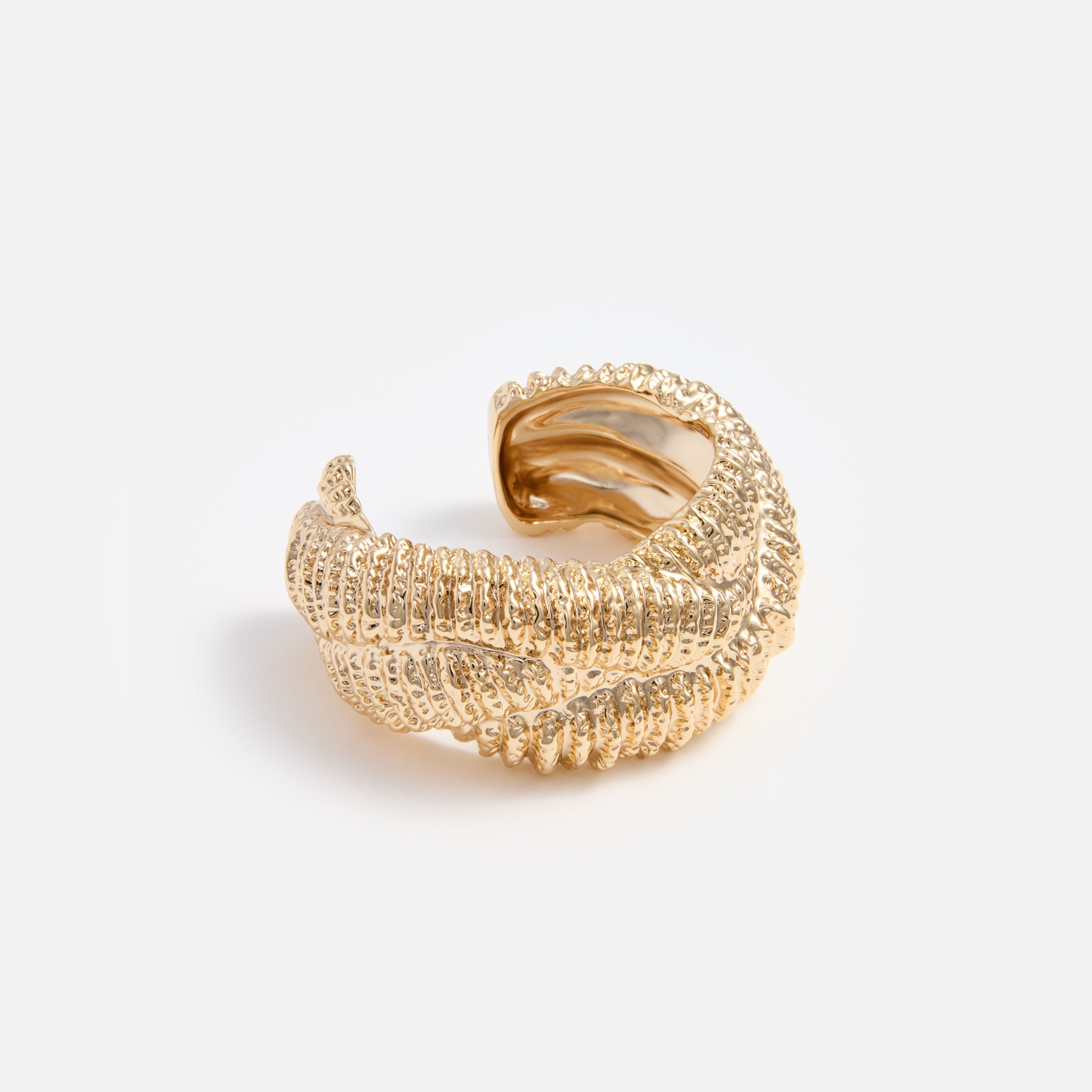 Textured Gold Twisted Cuff – self-portrait-US